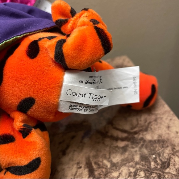 Disney | Toys | Tigger As Count Dracula Disney Vampire Costume Bean Bag ...